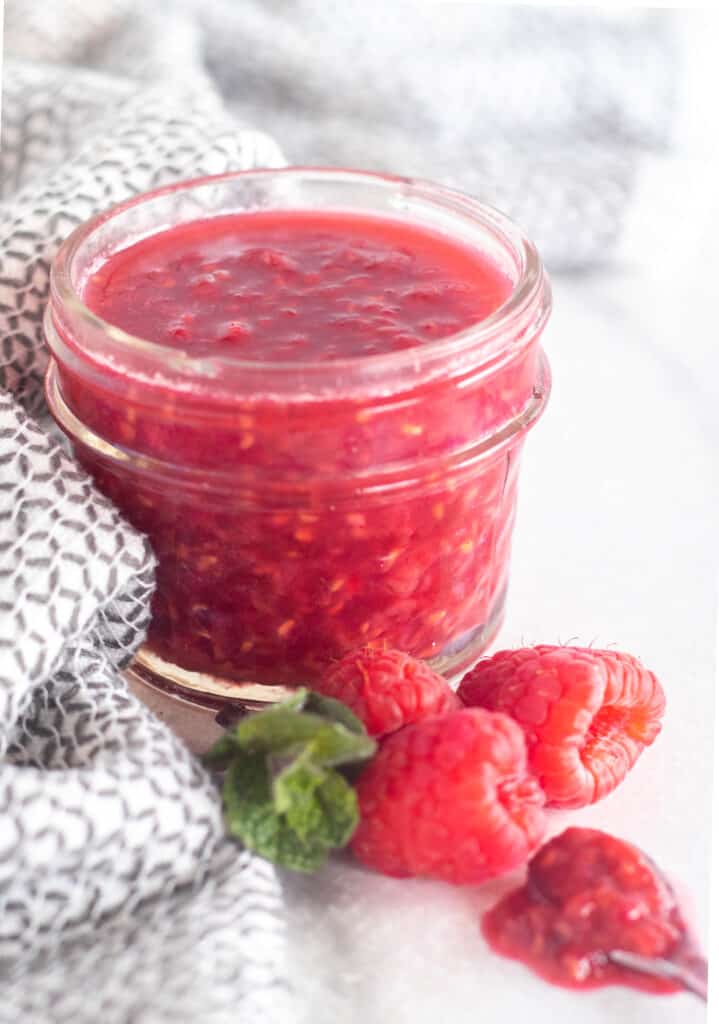 Sugar-Free Keto Raspberry Sauce